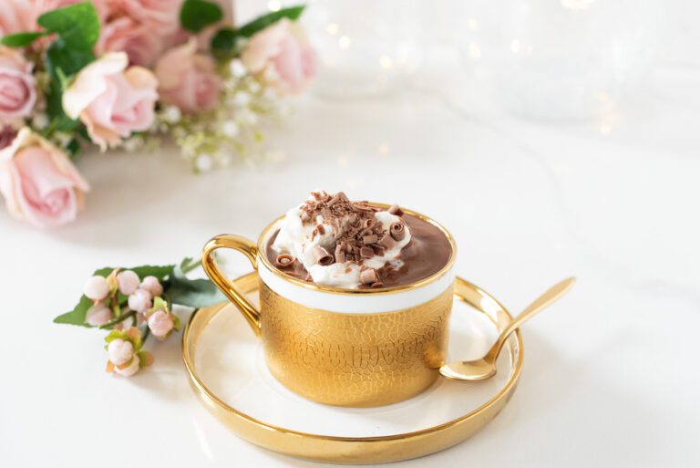 French Hot Chocolate Recipe (Rich Parisian-Style Chocolat Chaud ...